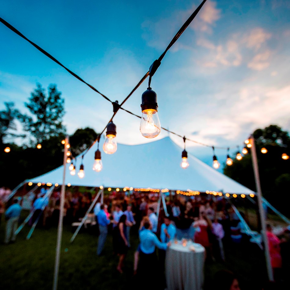 Café Lights (per ft.) (Black Strand) – Professional Party Rentals
